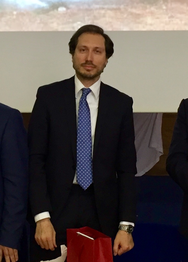 Comune di Calatabiano CALATABIANO. STUDENTI A LEZIONE DI LEGALITA’ CON ... Comune di Calatabiano CALATABIANO. STUDENTI A LEZIONE DI LEGALITA’ CON ...